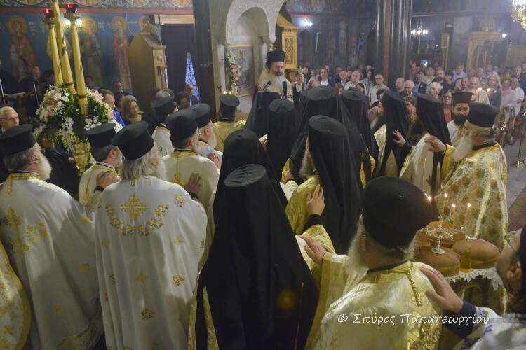 Πολυαρχιερατικός Εσπερινός Παναγίας Βουρλιώτισσας στη Νέα Φιλαδέλφεια ...
