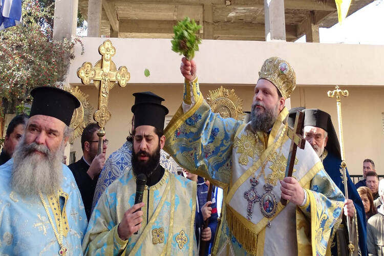 Τα Άγια Θεοφάνεια στη Νέα Φιλαδέλφεια (ΦΩΤΟ) | proseuxi.gr