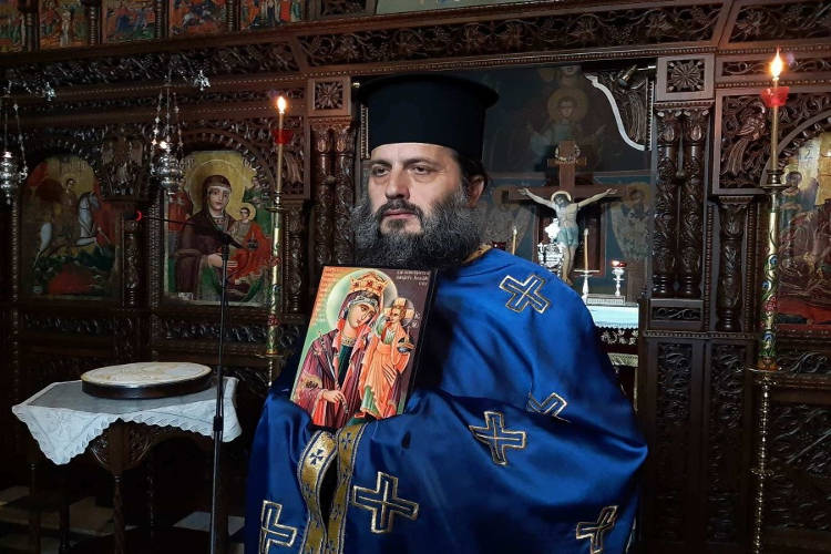 Αγρυπνία Παναγίας της Βασιλίσσης στη Μητρόπολη Θεσσαλιώτιδος (ΦΩΤΟ ...