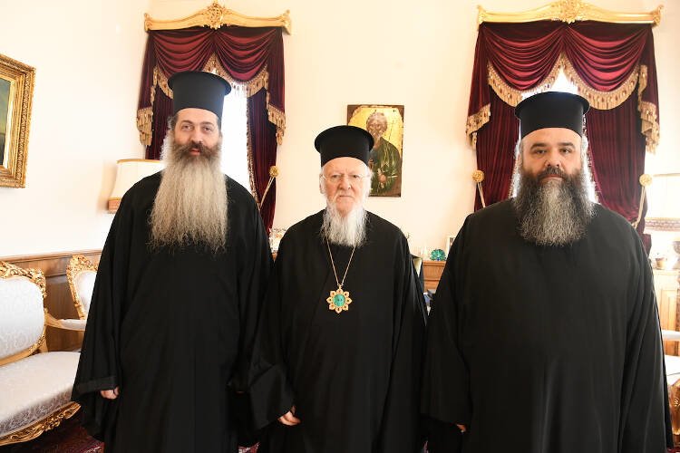 Οι Μητροπολίτες Καστορίας και Φθιώτιδος στο Φανάρι | proseuxi.gr