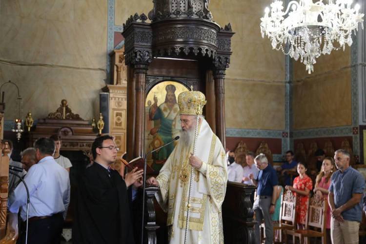 Η Κυριακή της Πεντηκοστής στο Μεσολόγγι | proseuxi.gr