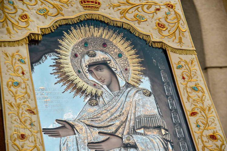 Η Θεσσαλονίκη υποδέχτηκε την Εικόνα της Παναγίας της Γεροντίσσης ...