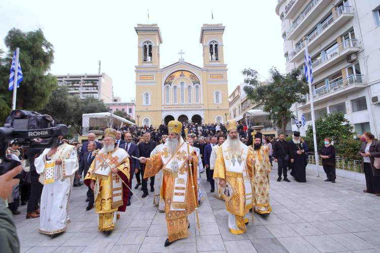 Πάνδημος ο εορτασμός του πολιούχου Πειραιά Αγίου Σπυρίδωνος | proseuxi.gr