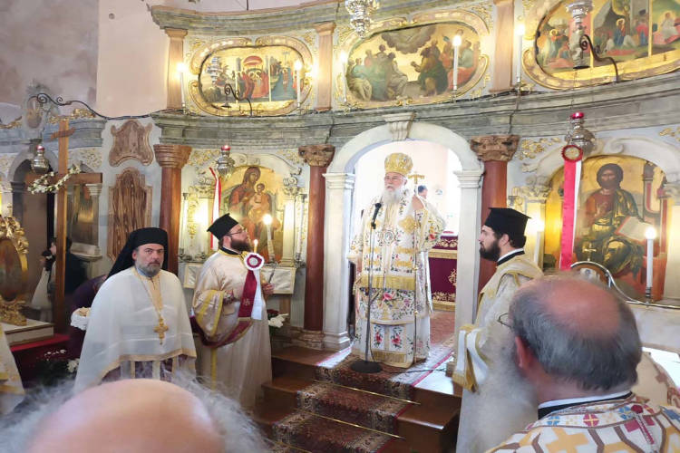 Η Αποστολική Μητρόπολη της Κέρκυρας εόρτασε τους Αγίους Αποστόλους της ...