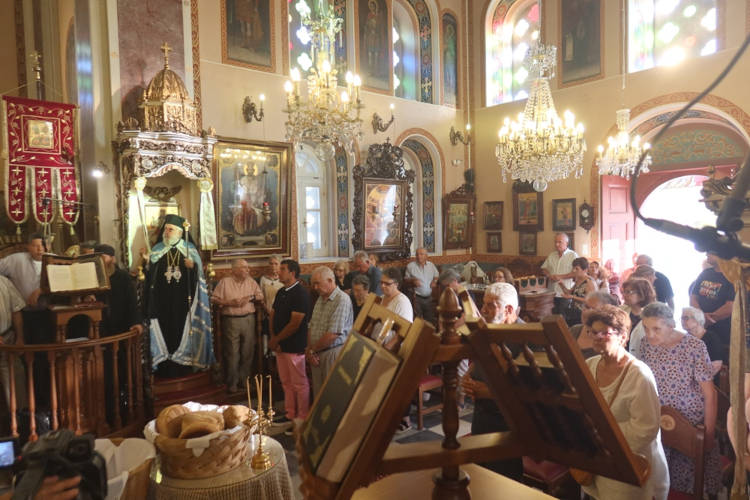 Η Εορτή των Αγίων Αναργύρων στο Μάννα της Σύρου | proseuxi.gr