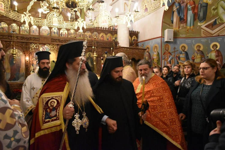 Κουρά νέου μοναχού στην Ιερά Μονή Αντινίτσης | proseuxi.gr