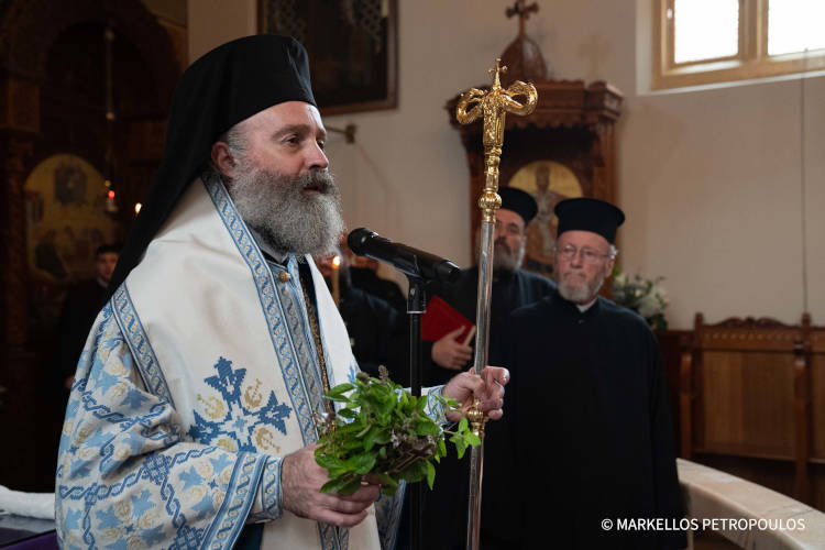 Παραμονή Θεοφανείων στην Ιερά Μονή Παναγίας «Άξιον Εστί» Northcote ...